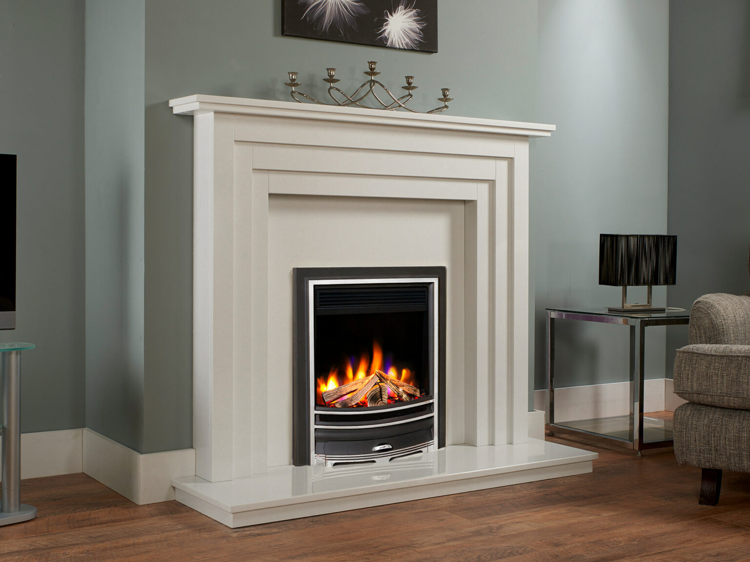Stylish Modern Electric Fireplaces: Ideal For Design & Functionality